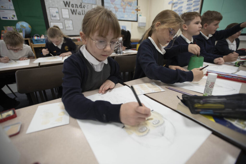 Brotherton & Byram Community Primary Academy » School Uniform